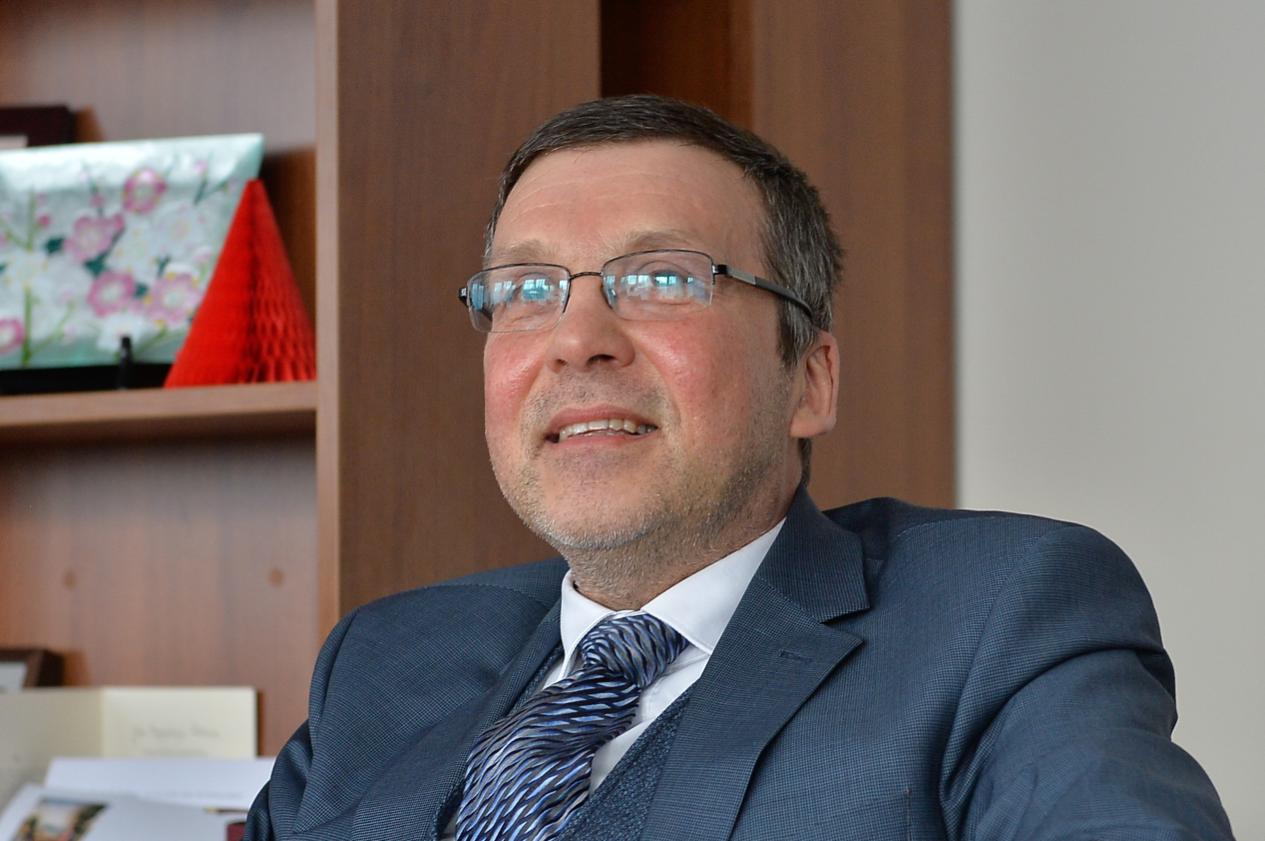 Chancellor Spurga Presented New Historical Novel Feb. 21st - MRU